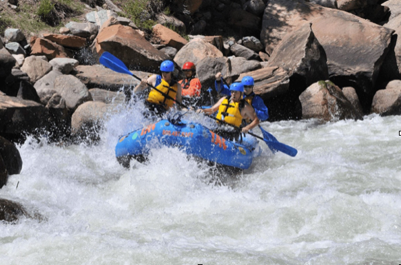 9 Whitewater Rafting Tips for a Great Colorado Trip